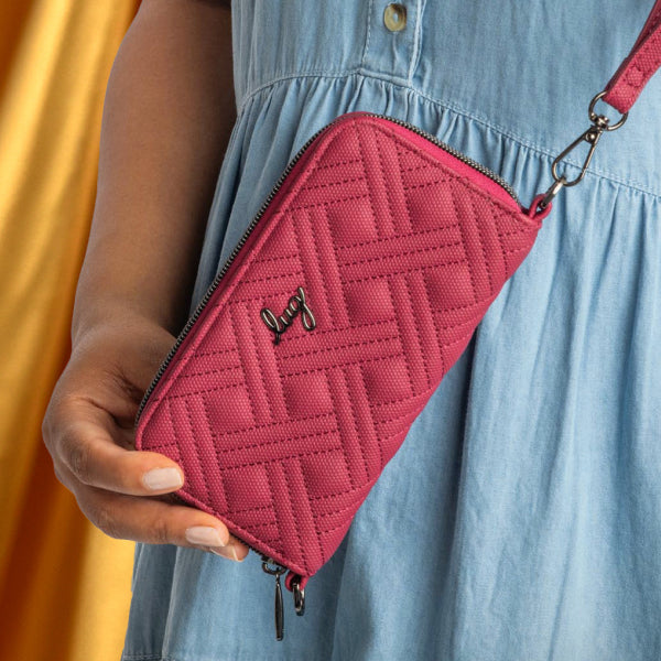 Stylish Wallets and Wristlets Collection | LugLife.com - Luglife.com